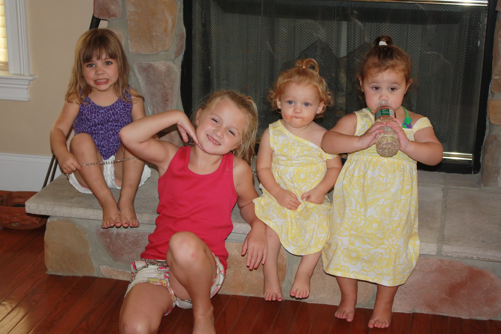 livin like a bea...: cousin pool party