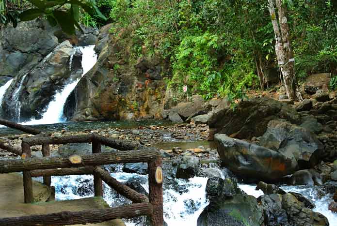 Estrella River Waterfalls Narra