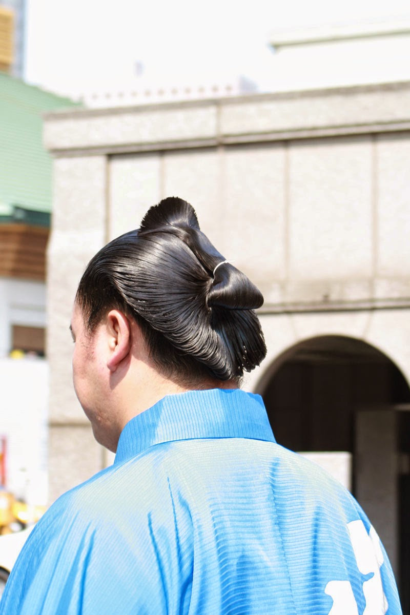 Secret of Japanese sumo wrestling / Earthquake prevention / Yumitori movie