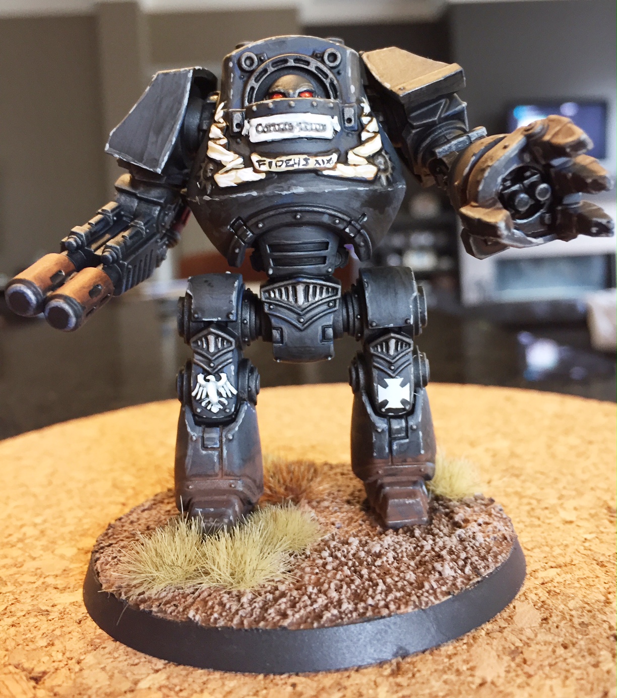 Fawcett Avenue Conscripts: Contemptor Dreadnought for the Raven Guard