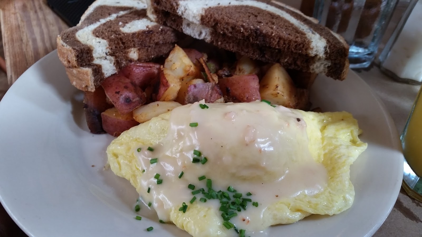 I'm a Foodie! @immafoodie: The Hominy Grill - Charleston S.C.