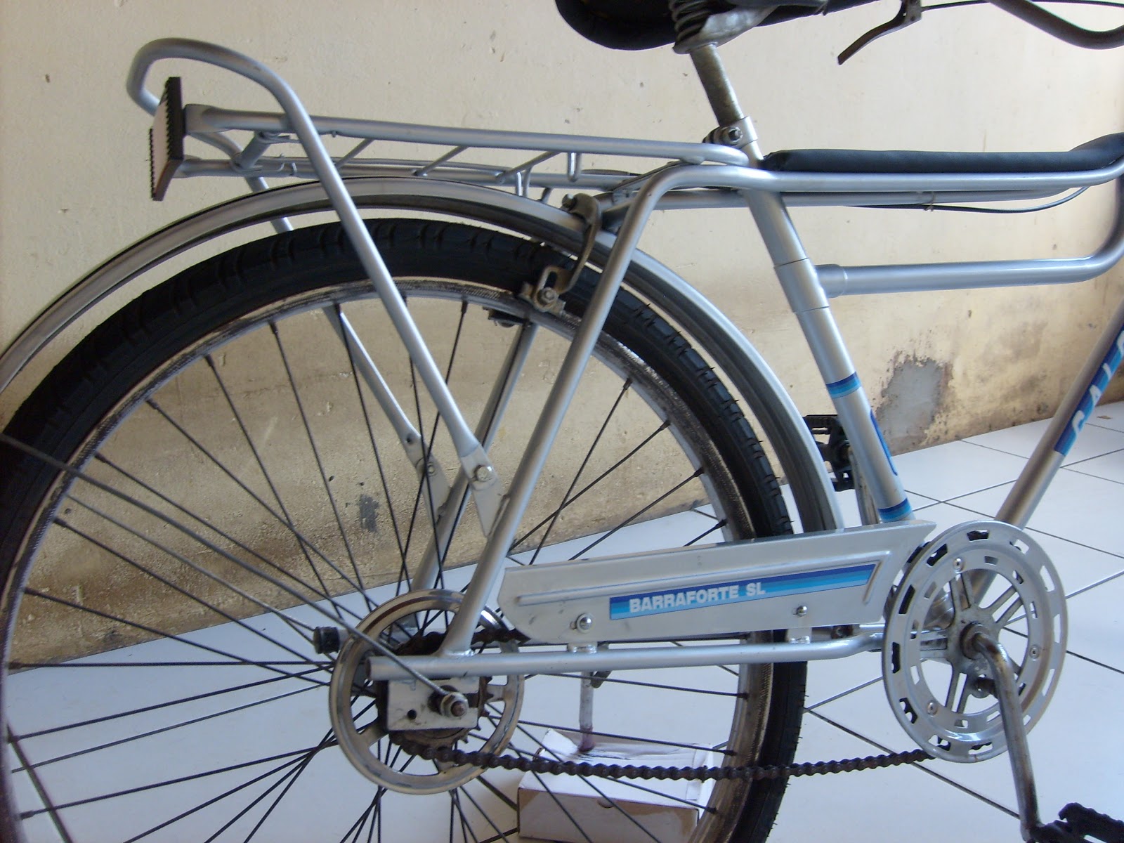 Coleção Bicicletas Antigas: Caloi barra forte super luxo