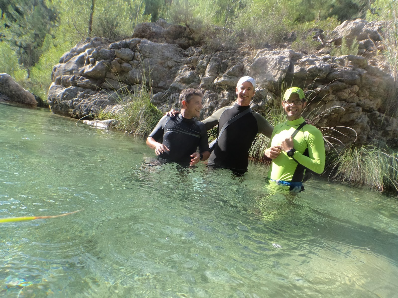 DESCENSO RÍO FRAILE, BICORP - Las Rutas de Moskys