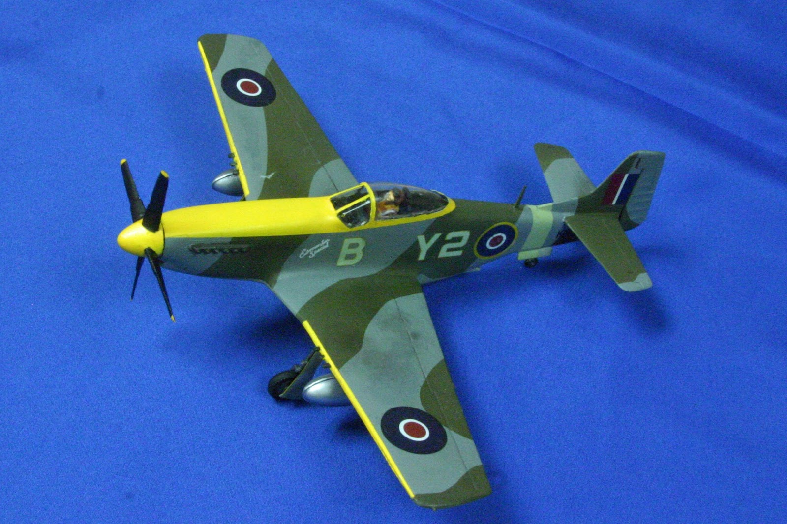 A Scale Canadian: Revell Snaptite “1/72” P-51D as a RCAF 442 Squadron ...