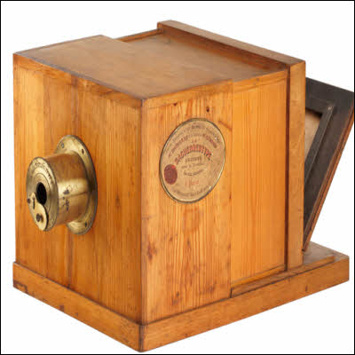 Knowledge Addict: The first camera in the world