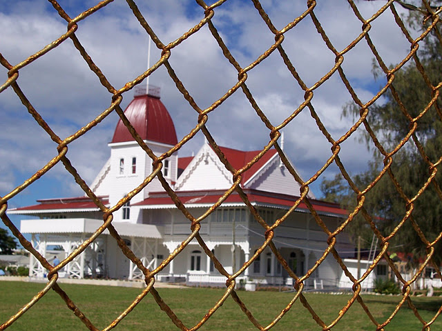 The Royal Palace of Tonga & The Monarchy of Tonga: Palace Pictures