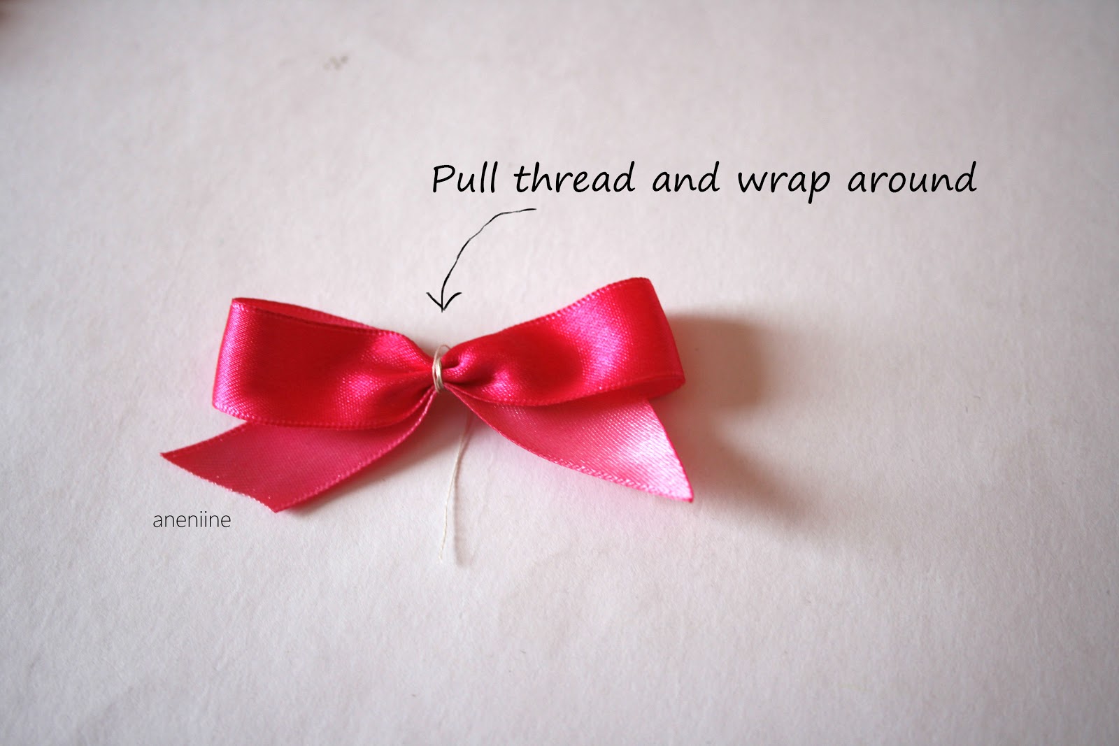 aneniine: Beaded Collar Necklace