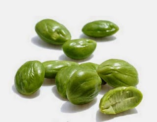 Petai Bau Busuk Tetapi Berkhasiat Dan Disukai Ramai