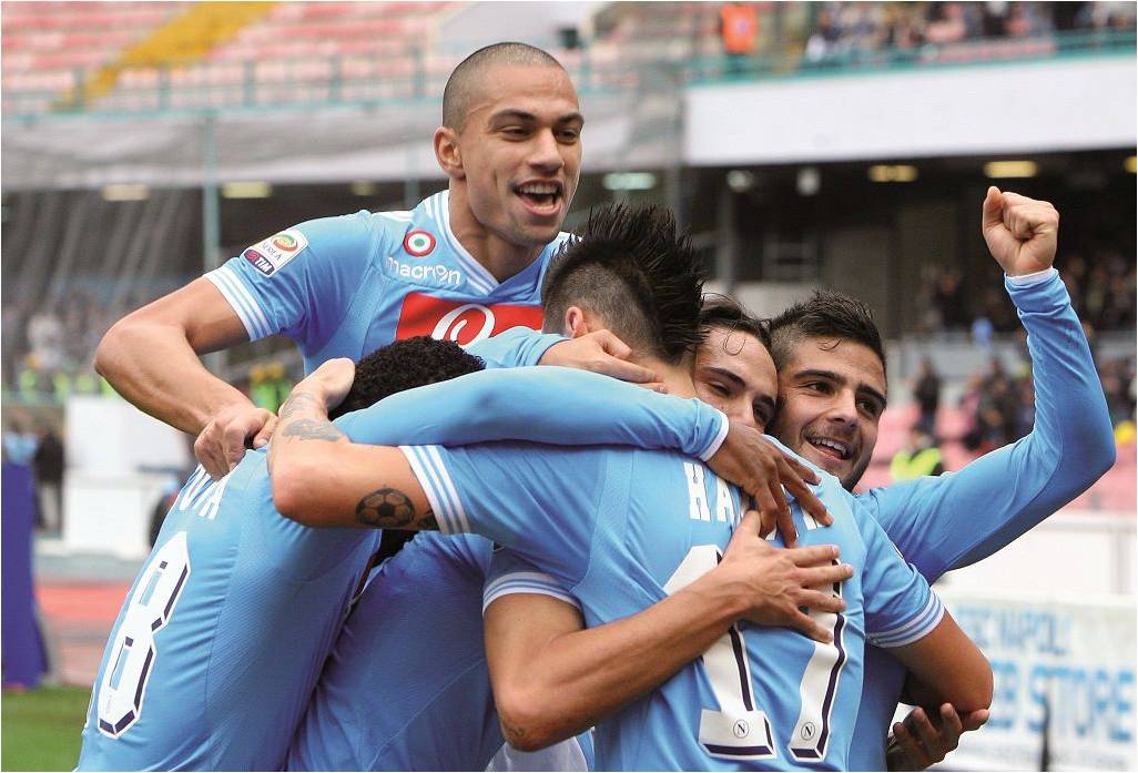 Indossa una maglia Macron del Napoli e vinci il sogno - Sport Business ...