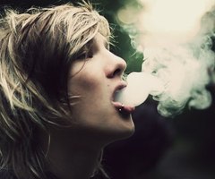 EMO BLOG: SmOkEr EmO