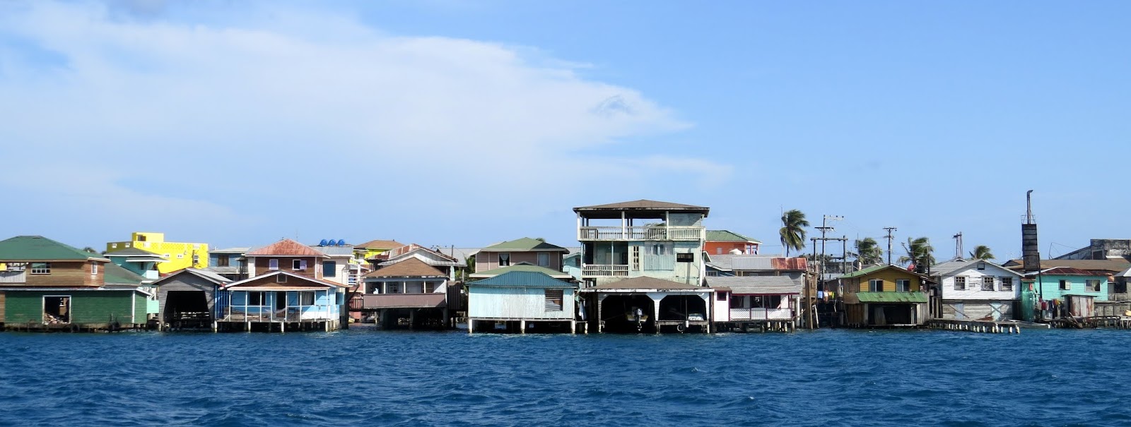 Taia (English): Guanaja, Honduras