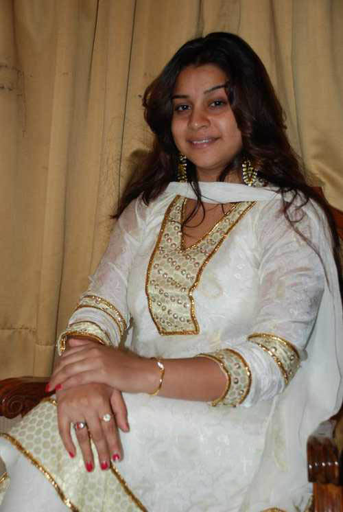 Indubindu: Free Download Wallpapers Of Anara Gupta