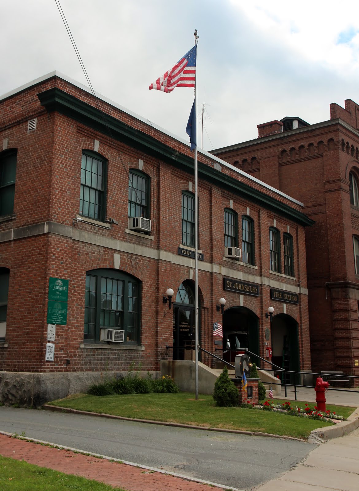 Moving Around with Glenn, Linda and the Girls: July 5, 2012 - St ...