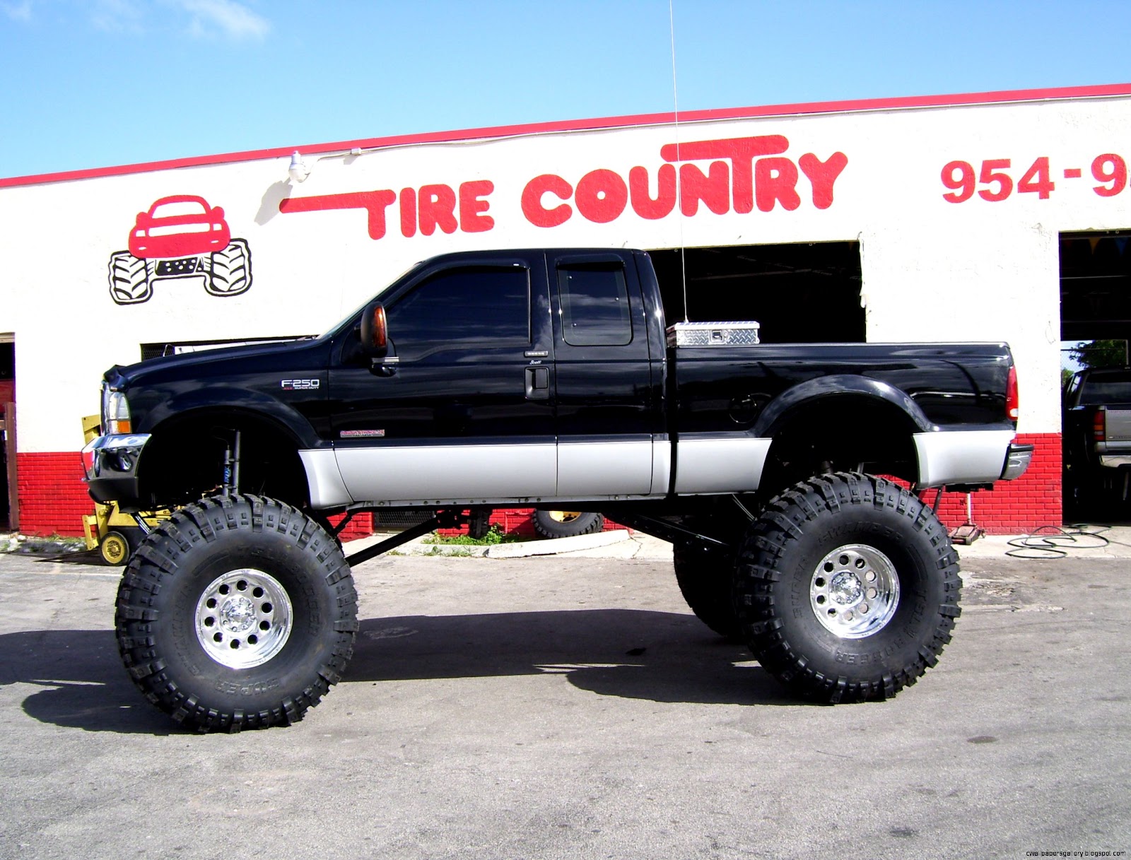 Trucks Only | Wallpapers Gallery