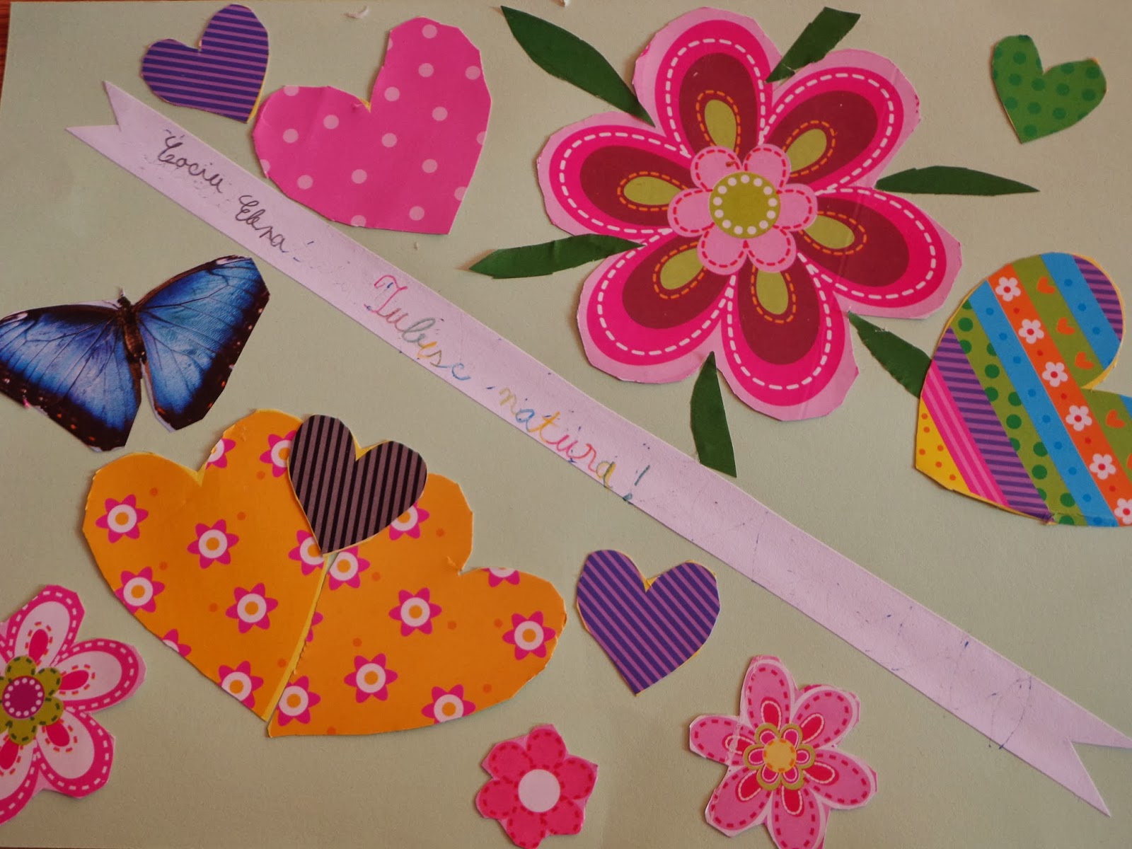 Soapte de carte: Blazonul personal