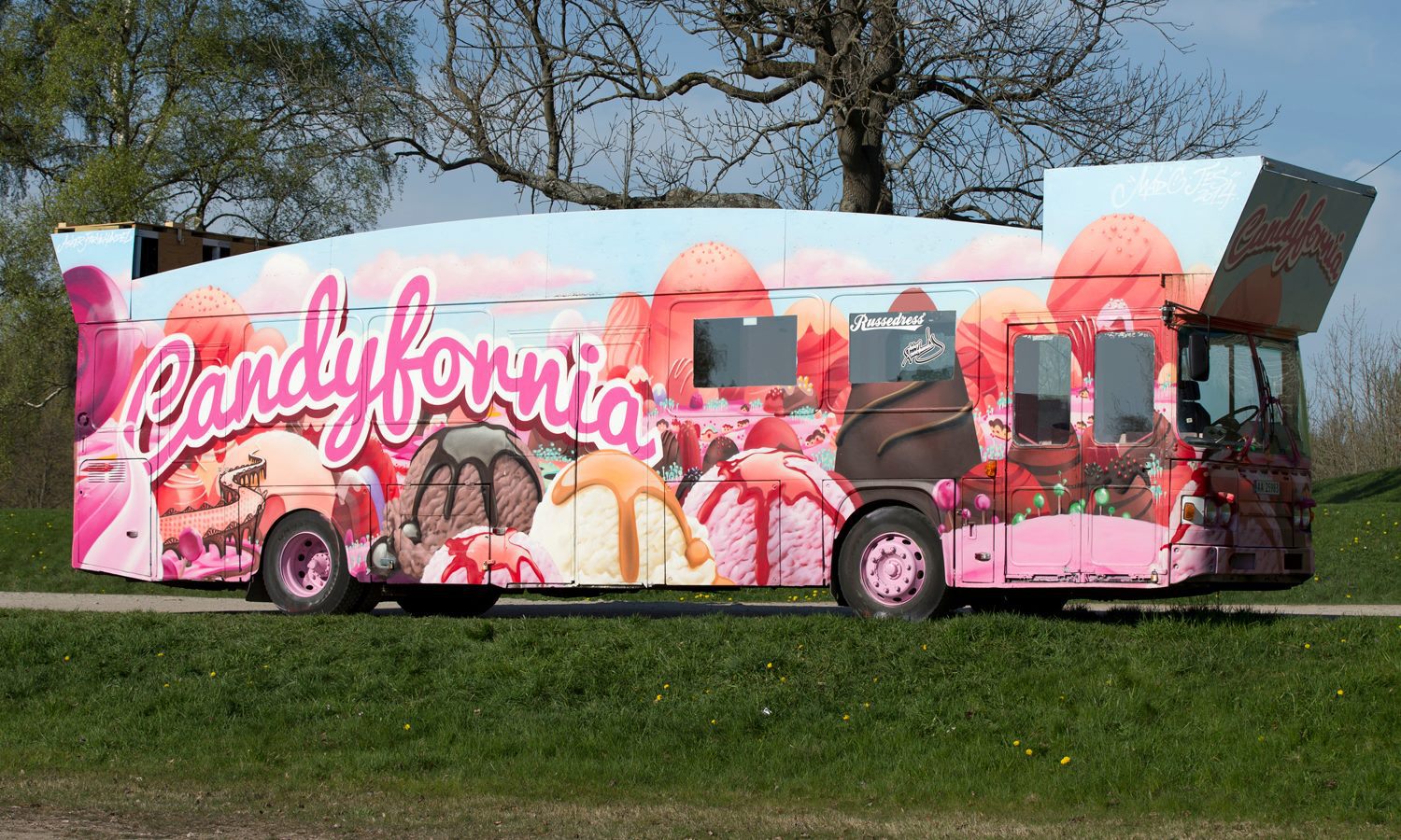 2 or 3 lines (and so much more): May 2017