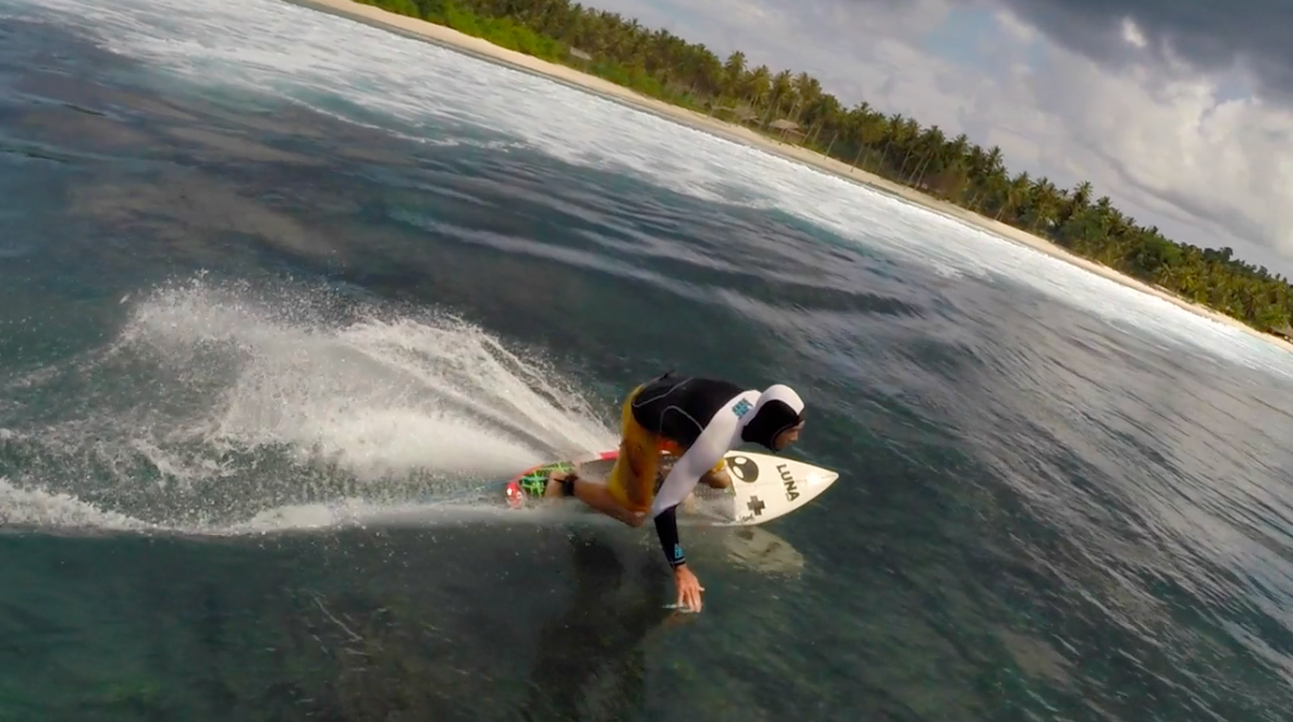 Ian Battrick: Endless dreamy right barrels in Indonesia