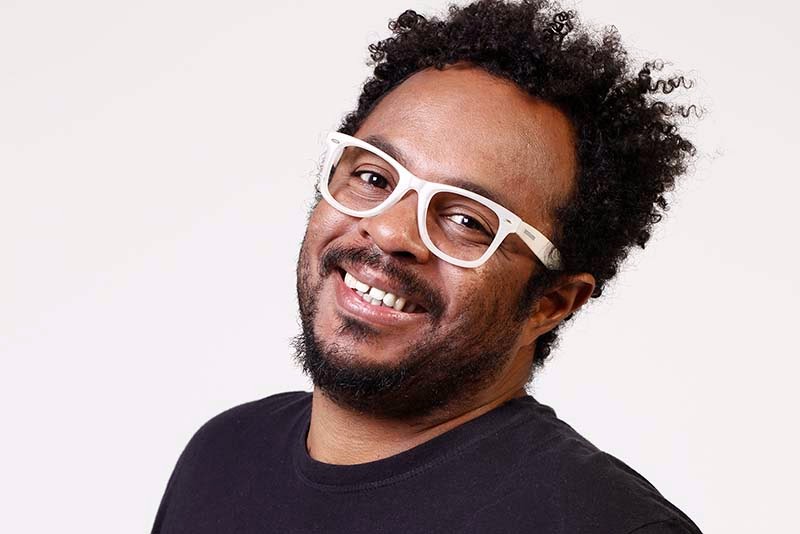 Comediante Marcelo Marrom se apresenta em Macaé nesta sexta e sábado ...