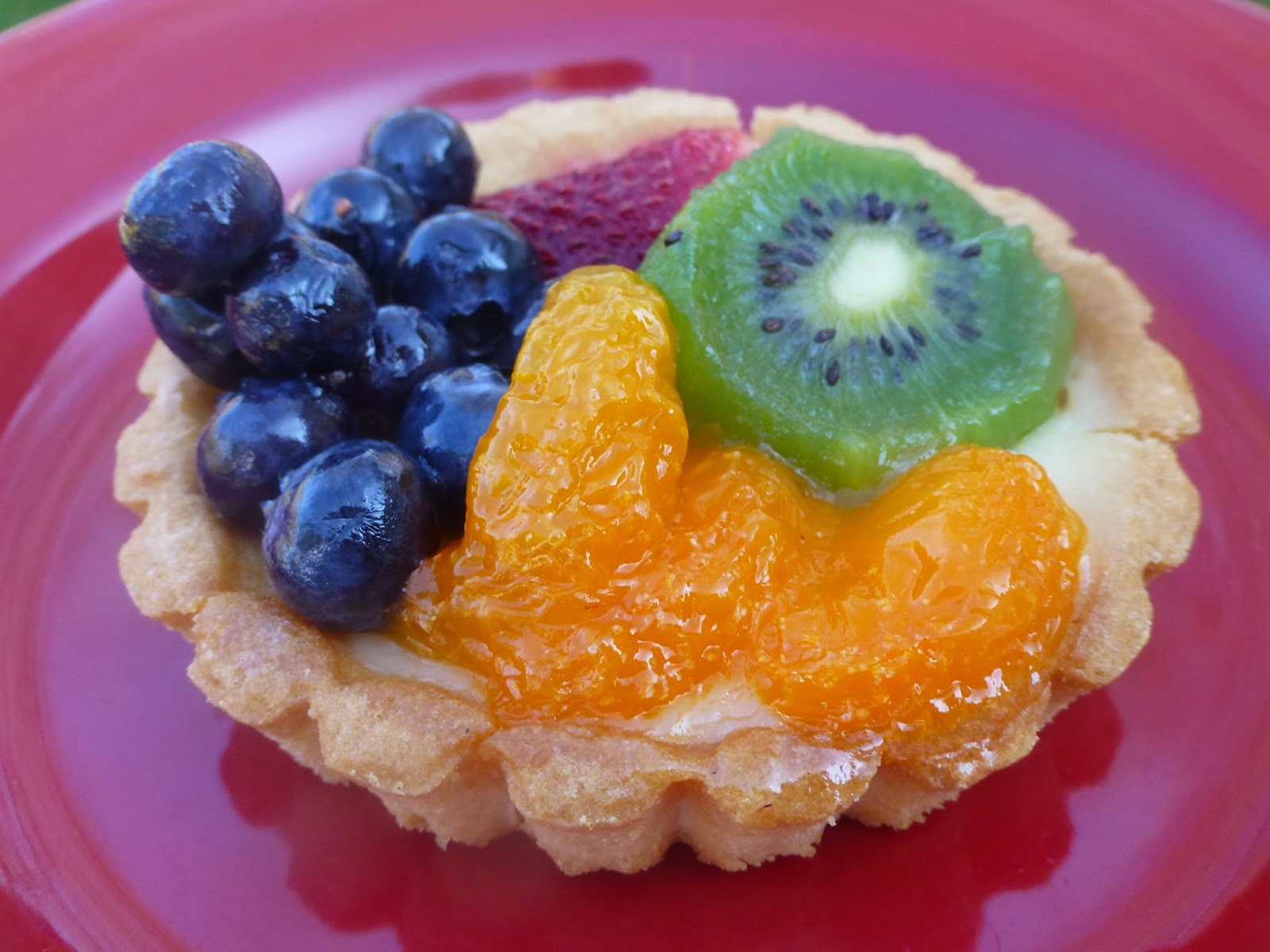 Fresh Fruit and Cream Mini Tarts #halosfun @halosfun #ad - Our Whiskey ...