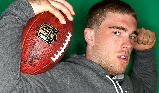 kenneth in the (212): The Three Faces of Zach