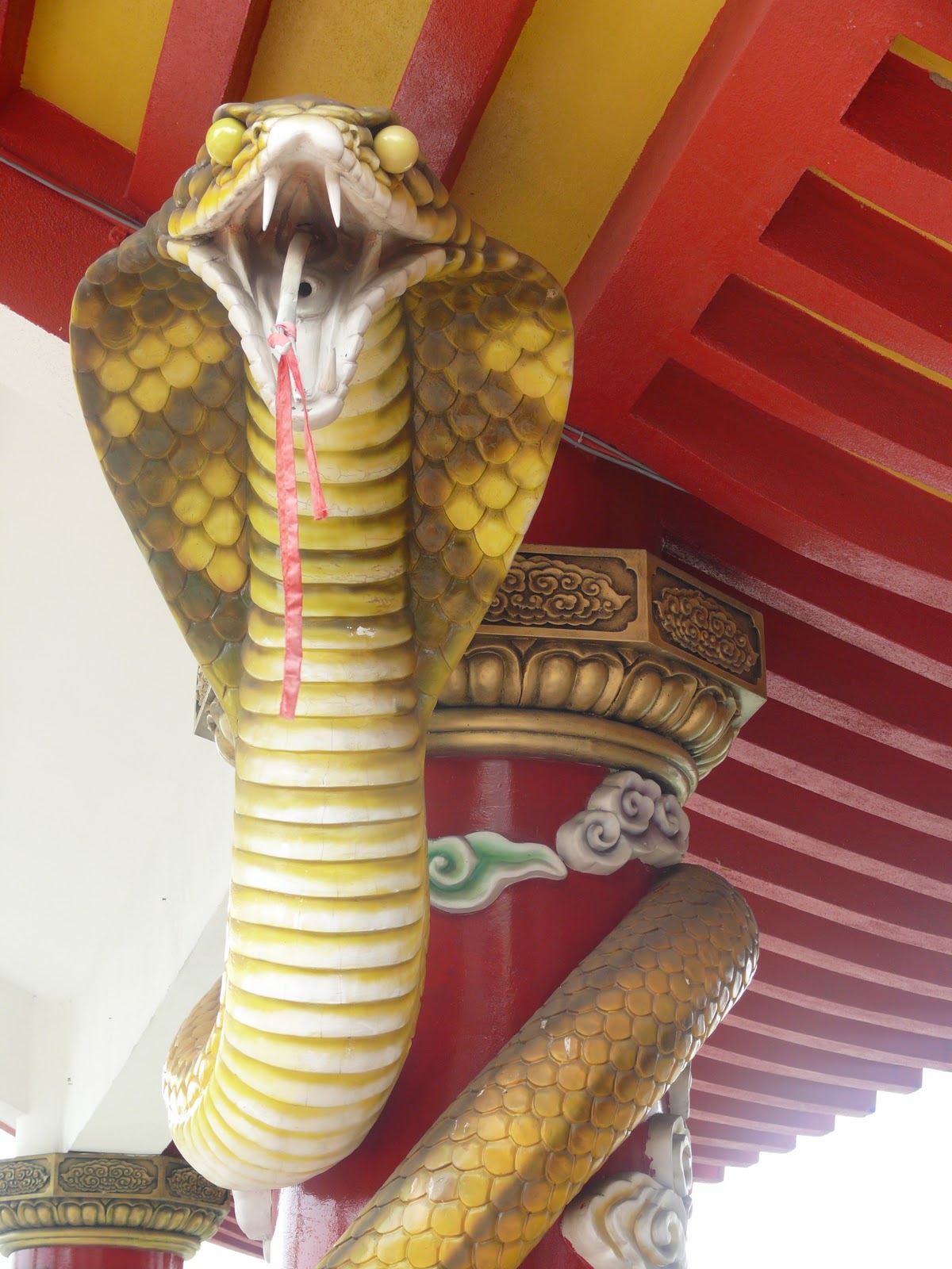 LeoTay: _- T -_ Snake Temple (天福宫)， Klang