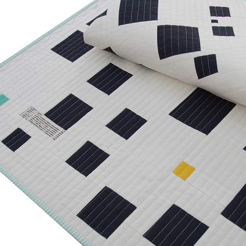 Red Pepper Quilts: Floating Squares - A Finished Quilt