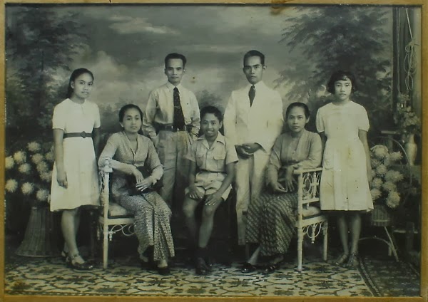 Dunia Lawas: foto keluarga jadul - Ft 11