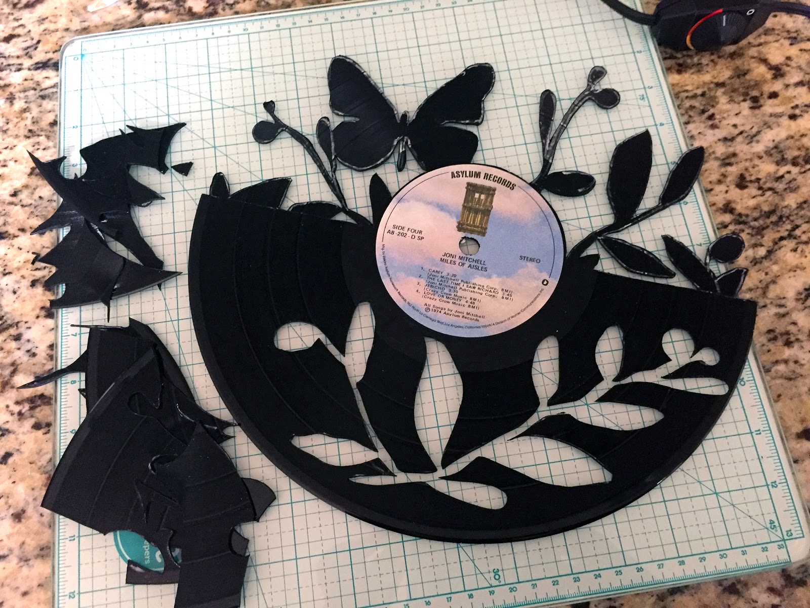 StencilGirl Talk: Gwen's Gems: Use Stencils and a Vinyl Record to Make ...