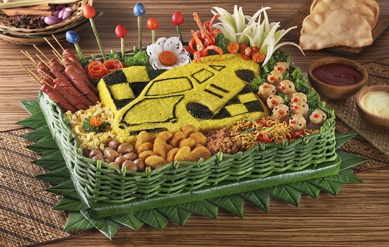 hiasan nasi tumpeng