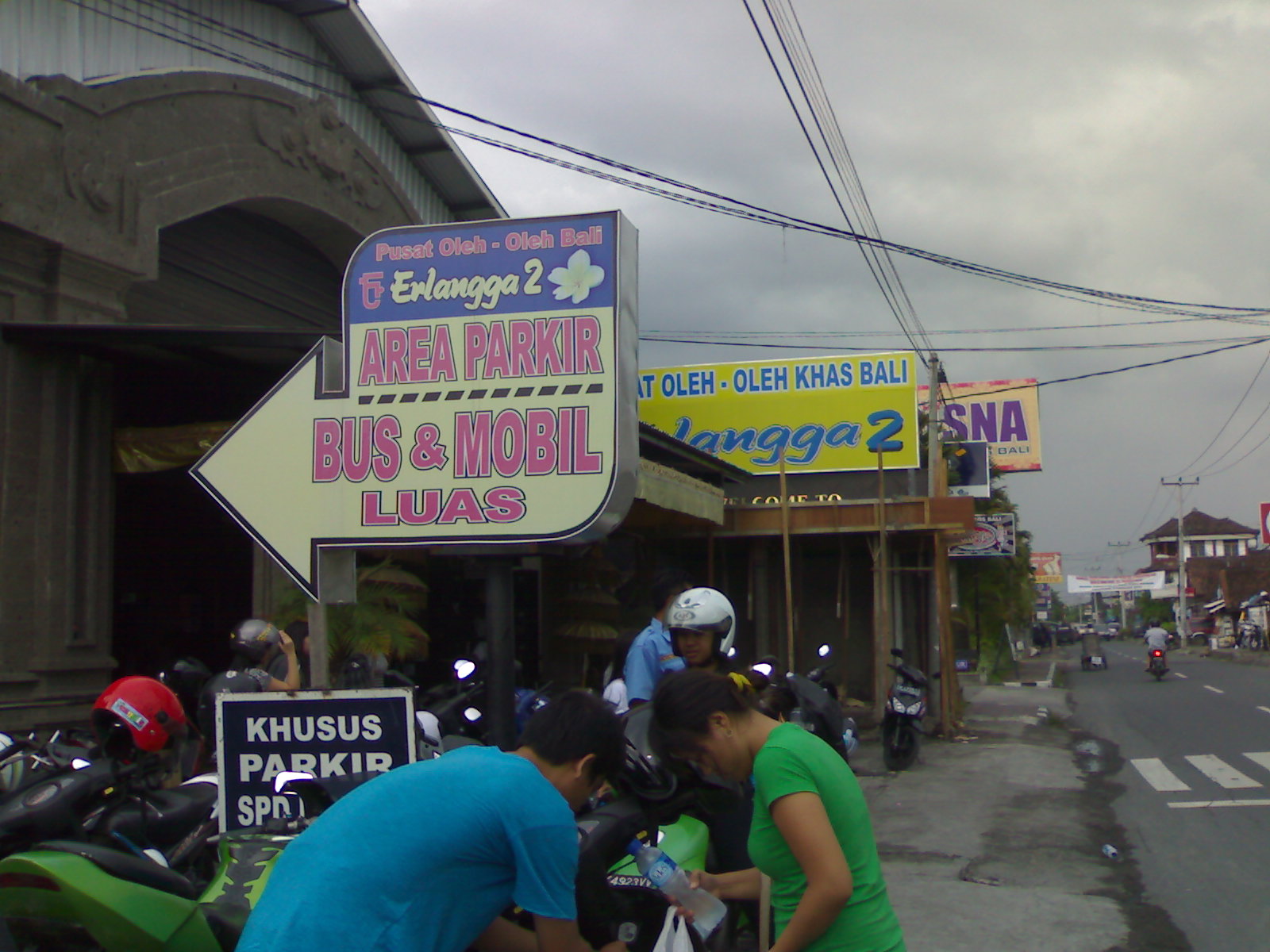 PARIWISATA DENPASAR: OLEH OLEH BALI (1)