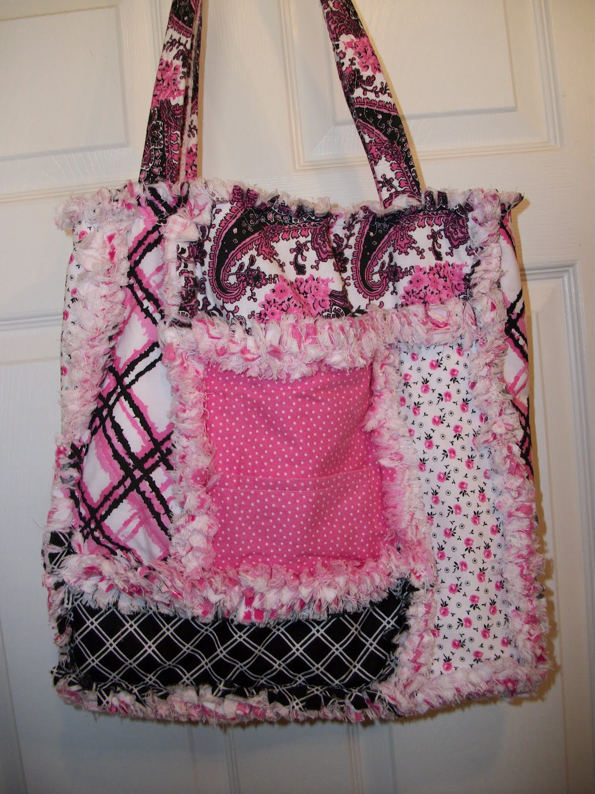 Deerecountry Quilts : Pink and black John Deere Rag Quilt bag / tote