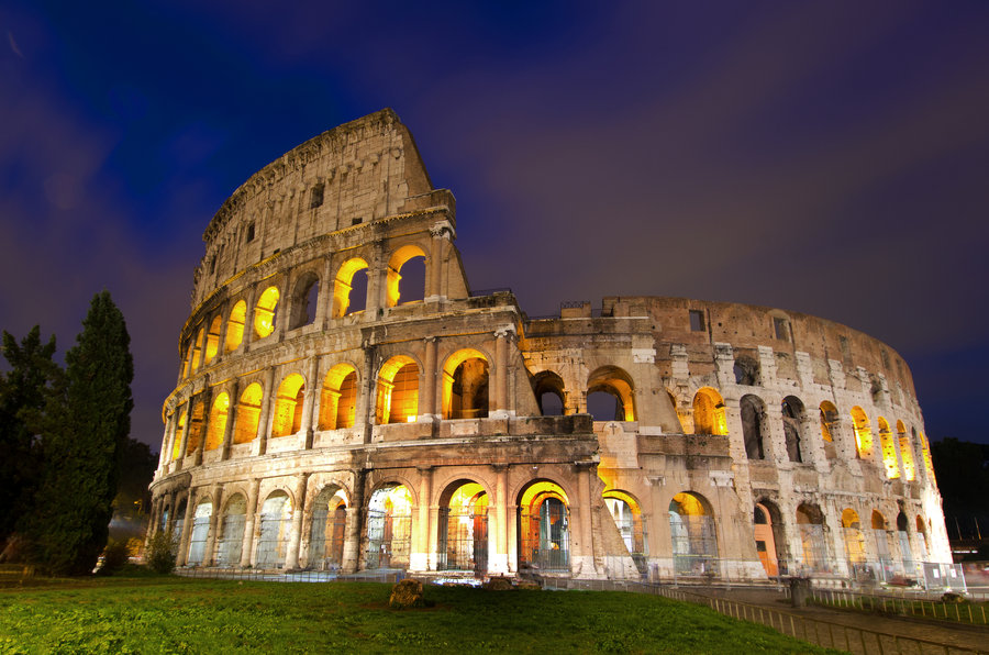 The Colosseum | Roman Historical Spot To Visit | World