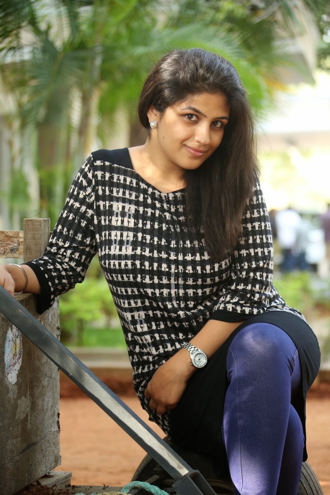 Supriya Aysola Bhoo Press Meet Stills - Latest Movie Updates, Movie ...