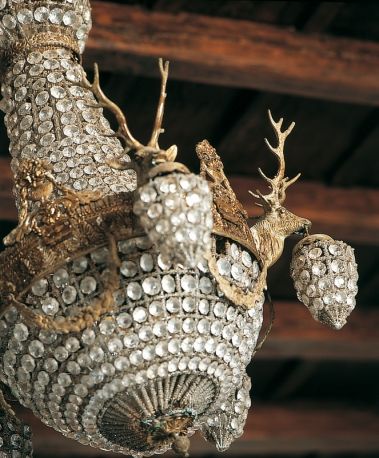 Eye For Design: Decorating With Deer Mounted Crystal Chandeliers And ...