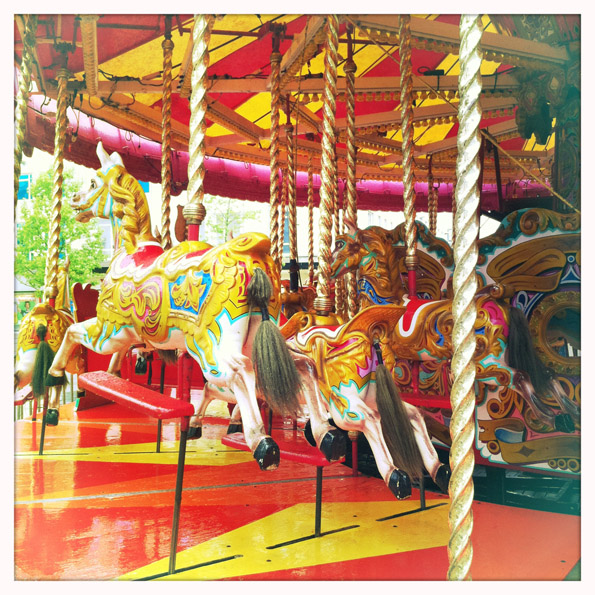 Boldover, Graphic Design: Fairground Attraction