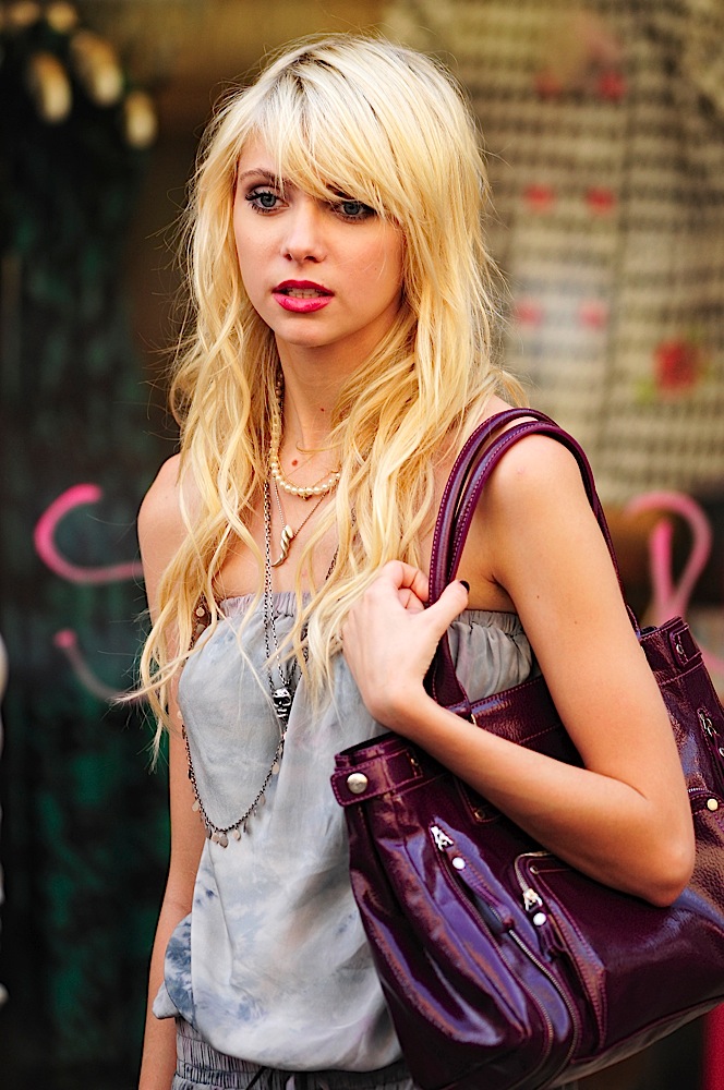 Perfectly Polished: Style Guide: Jenny Humphrey