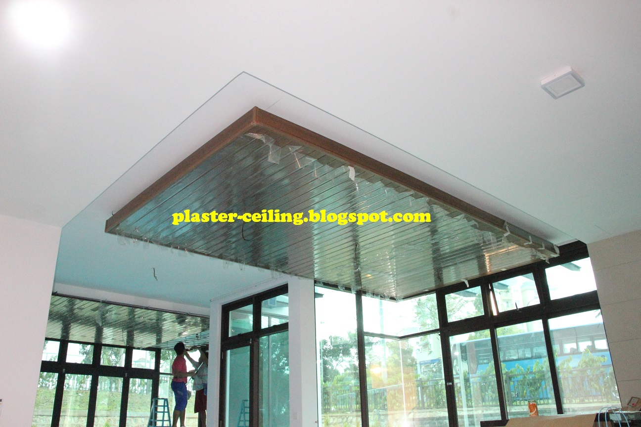 PLASTER CEILING: SILING KAYU