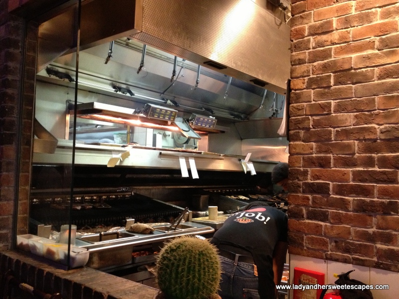 Weekend Brunch at Texas Roadhouse | Lady & her Sweet Escapes