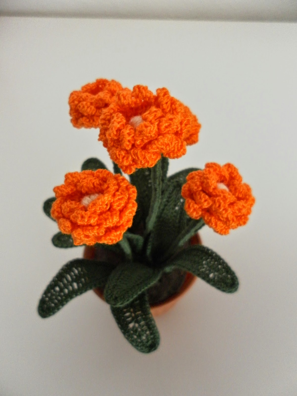 How to crochet a Marigold