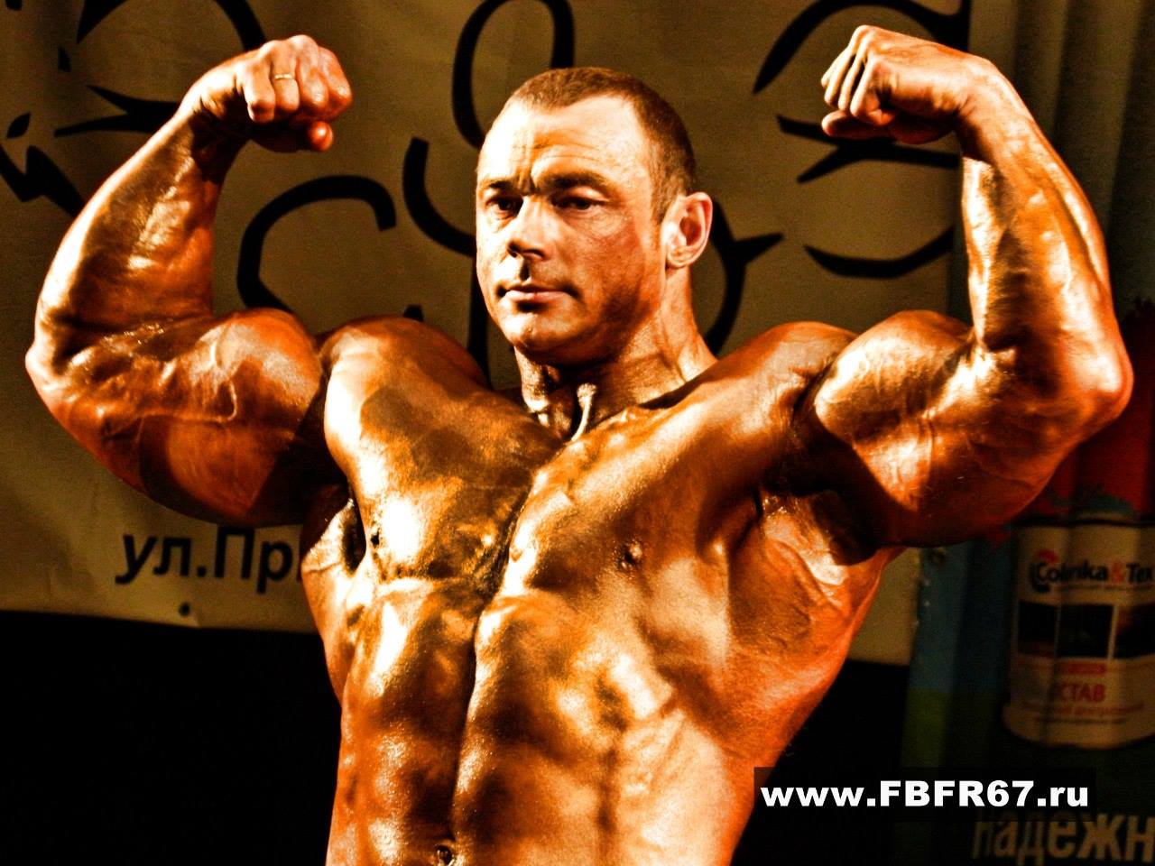 Muscle Lover: Biceps & Biceps (2)