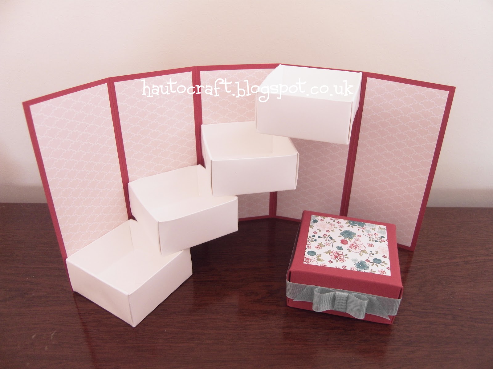 Hau To Craft: Compartment Stepper Box