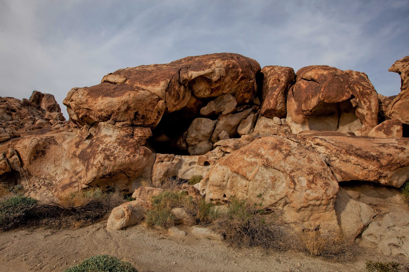 Spare Parts and Pics: Alcoves Galore!