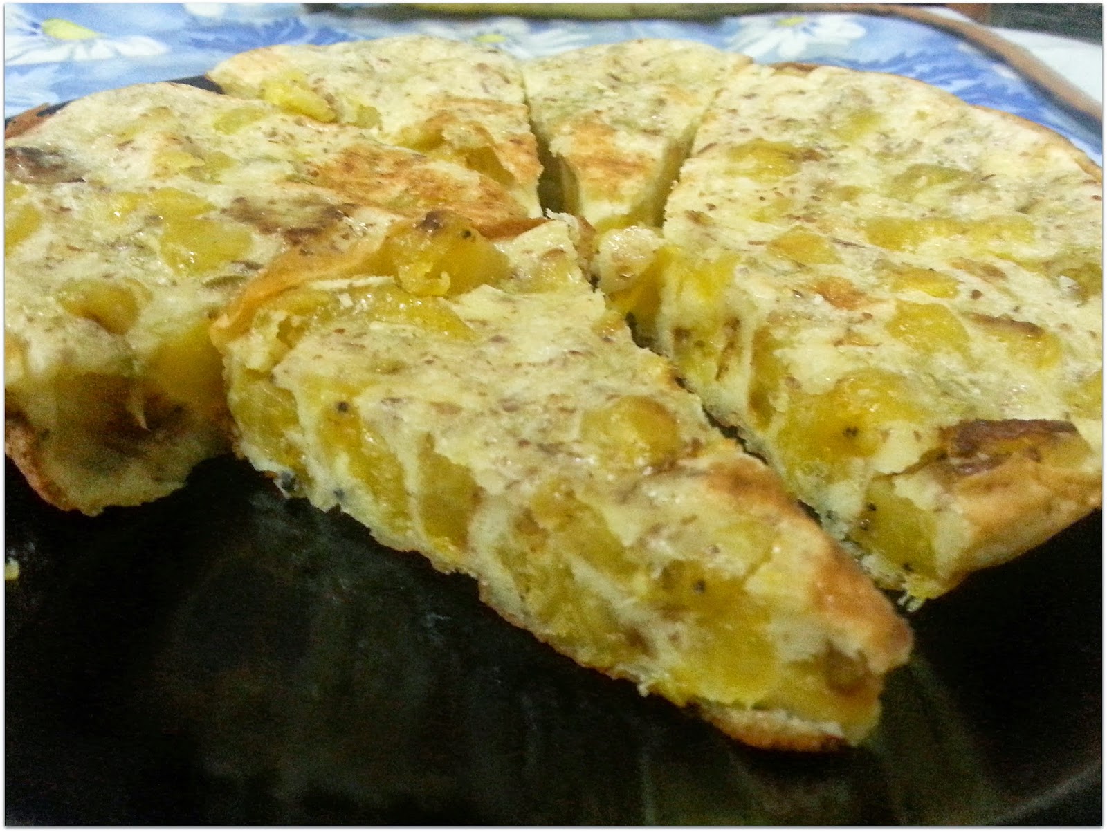 Fam's Culinary Recipes: Kayi pola - Fried Plantain Egg cake (Malabar ...