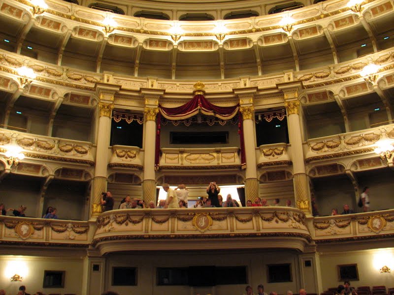 Avelina w podróży: Opera w Dreźnie - dzień otwarty.