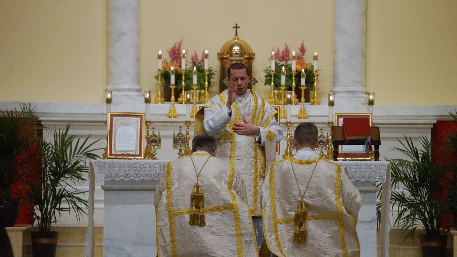 New Liturgical Movement: Pictures from Ascension Mass in Charlotte ...