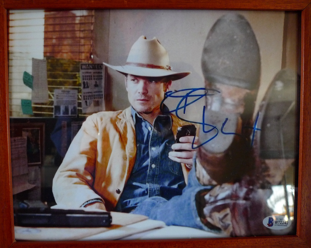 The Robb Collections: Justified's Raylan Givens, Timothy Olyphant ...