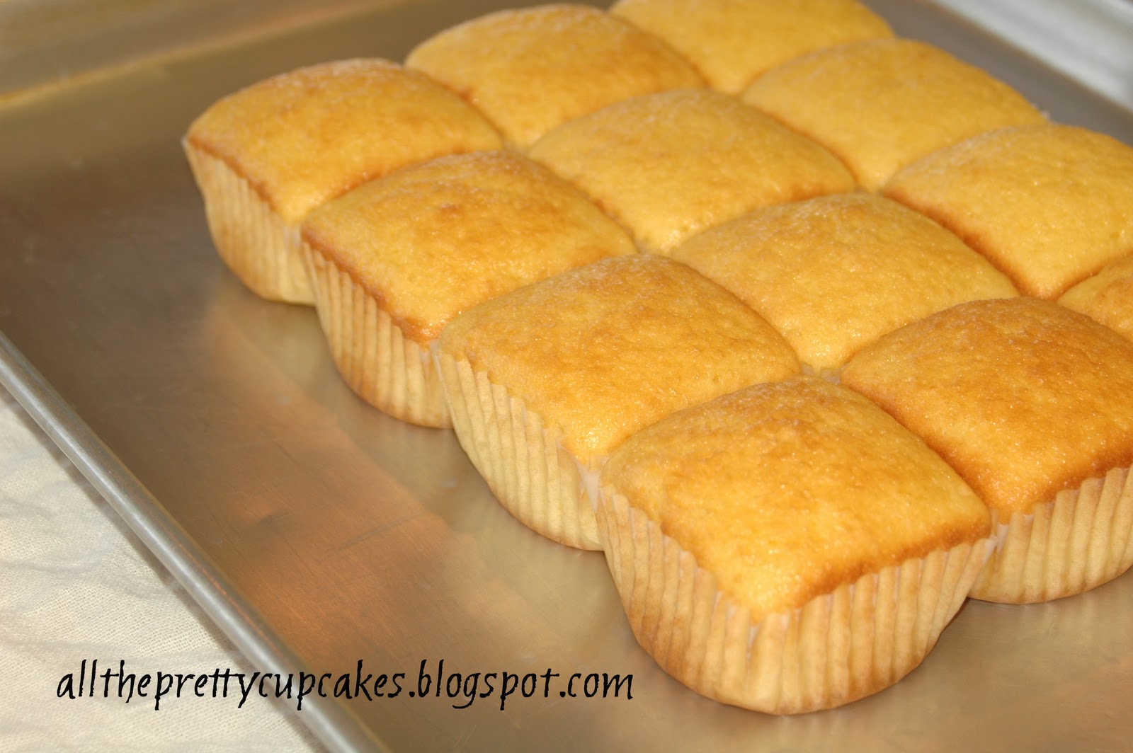 All The Pretty Cupcakes How To Make Square Cupcakes All The Pretty Cupcakes How To Make Square Cupcakes