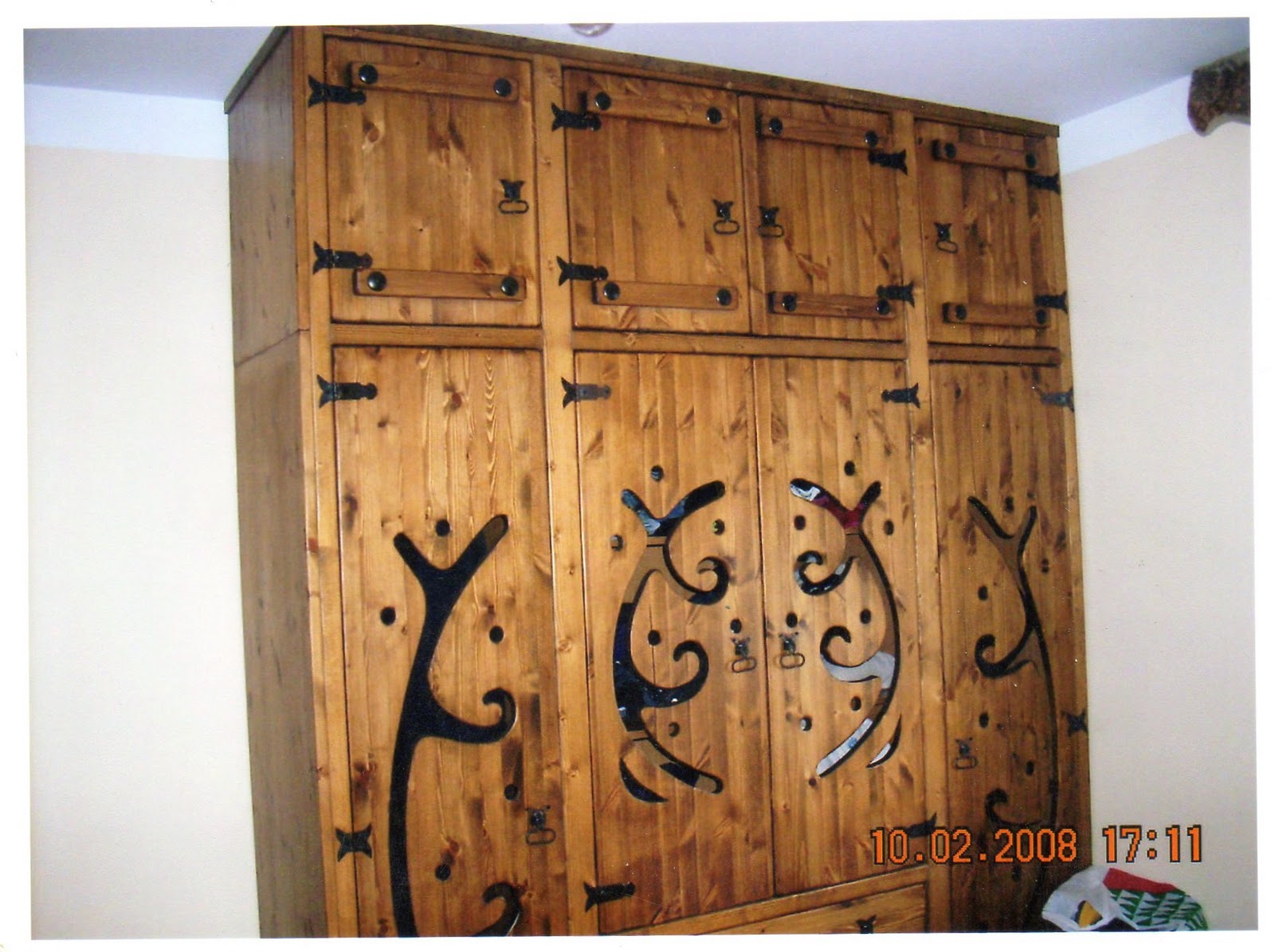 Arte en Madera: ROPEROS A MEDIDAS RUSTICOS O EN FORMICA