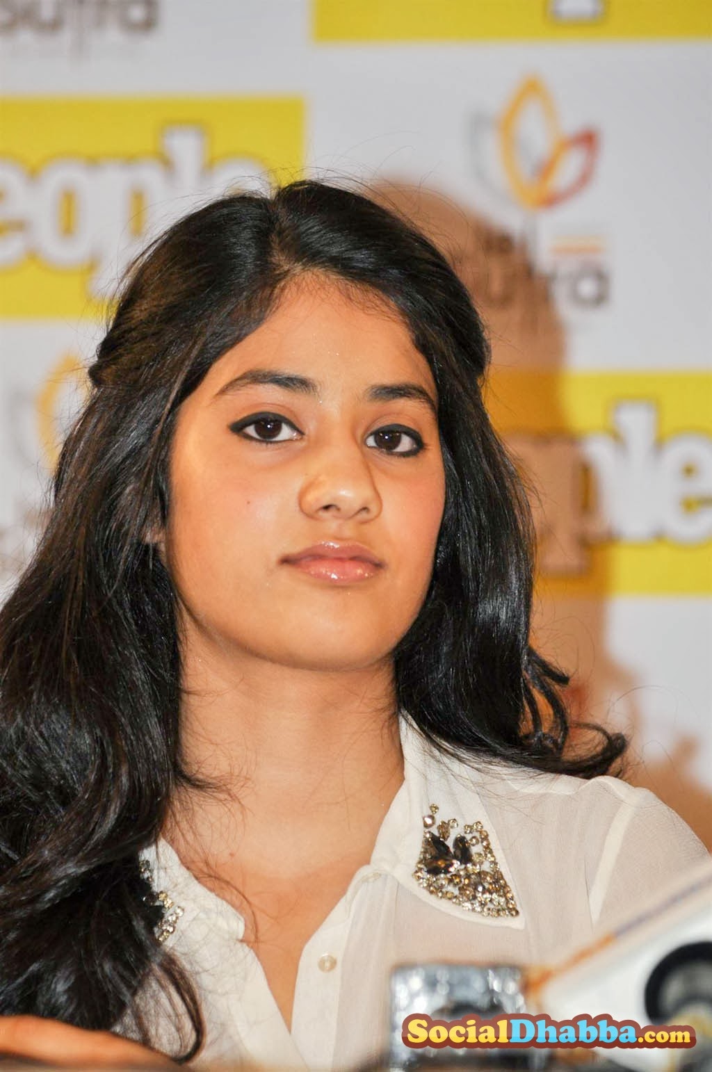 Jhanvi kapoor wallpapers | Jhanvi kapoor wallpapers