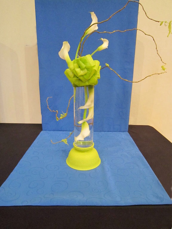 New Garden Club Journal: Dramatic Creative Floral Designs